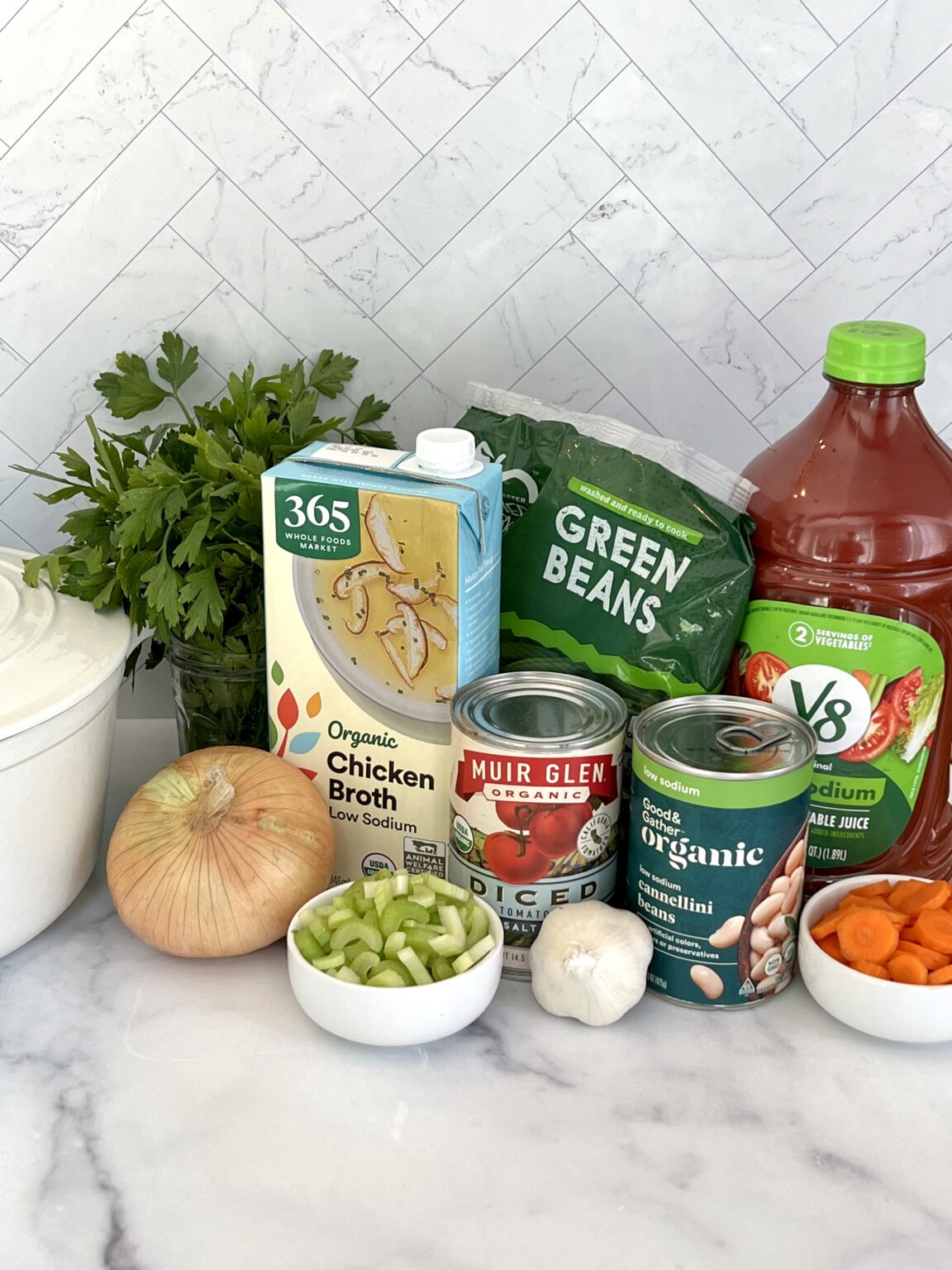 Easy 10 Vegetable Soup with V8 - Quick Recipe